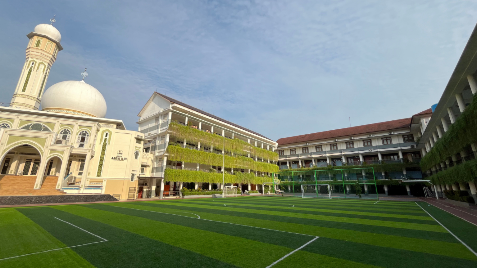 PSB Labschool UNJ – Iman-Ilmu-Amal